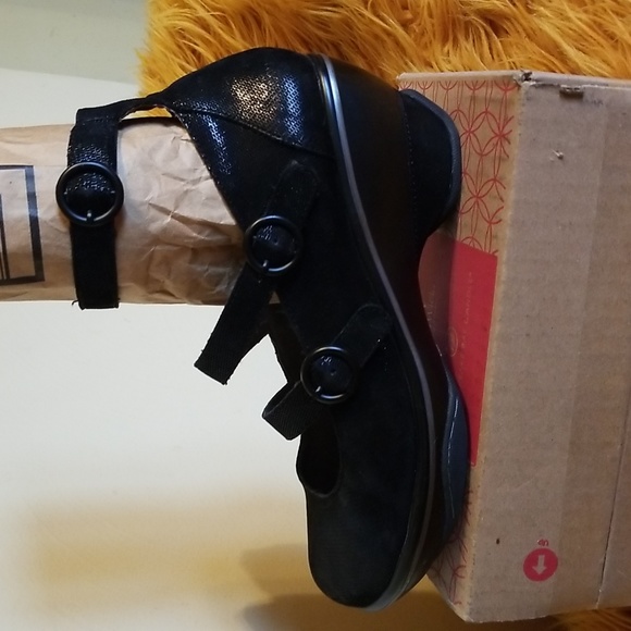 JSport by Jambu | Shoes | Jambu Sport Wedge Mary Jane Shoe 9m | Poshmark